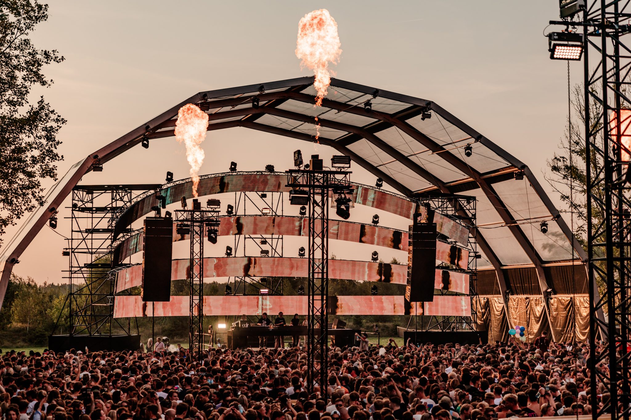 Onder De Radar Festival | 29 & 30 August 2025 | Vliegbasis Twenthe ...